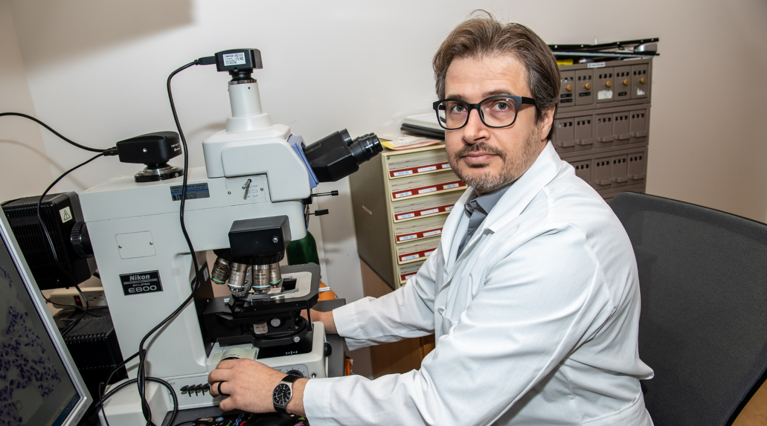 Silasi-Mansat, Robert